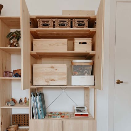 Armoire de rangement en pin massif nova 76.5 x 40.5 x 79.5 cm | Maisons du Monde