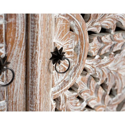 Teakholzschrank mit handgefertigten Schnitzereien, 188 cm Aura ...