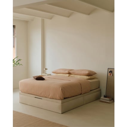 Lit coffre tapissé beige 140 × 200 cm avec tissus naturels Dune ...