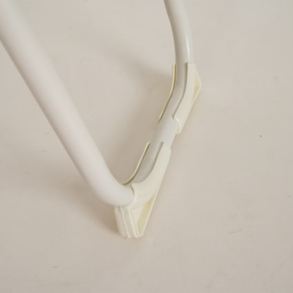 Tavolo da letto pieghevole per laptop, metallo rovere e bianco Mamie ...