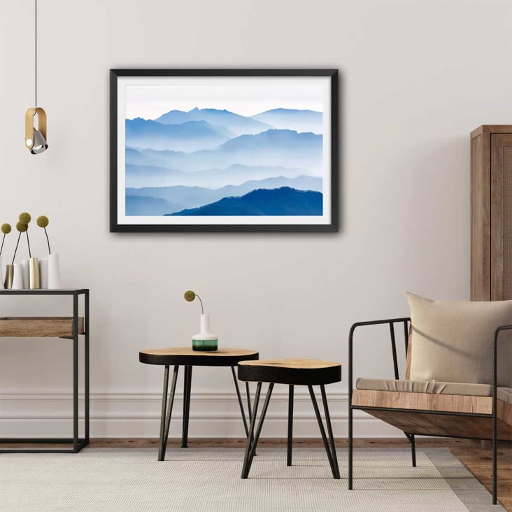 Póster de paisaje de montañas azules sin marco 90x60cm | Maisons du Monde