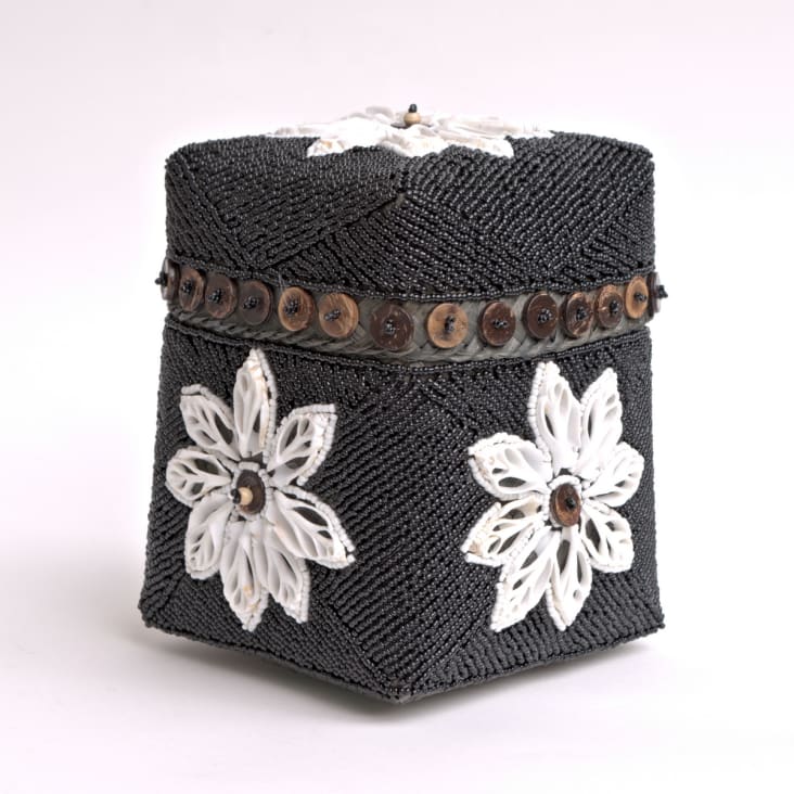 Scatola di bambù, perline e conchiglie, nero 22 x 25 cm PERLA | Maisons ...