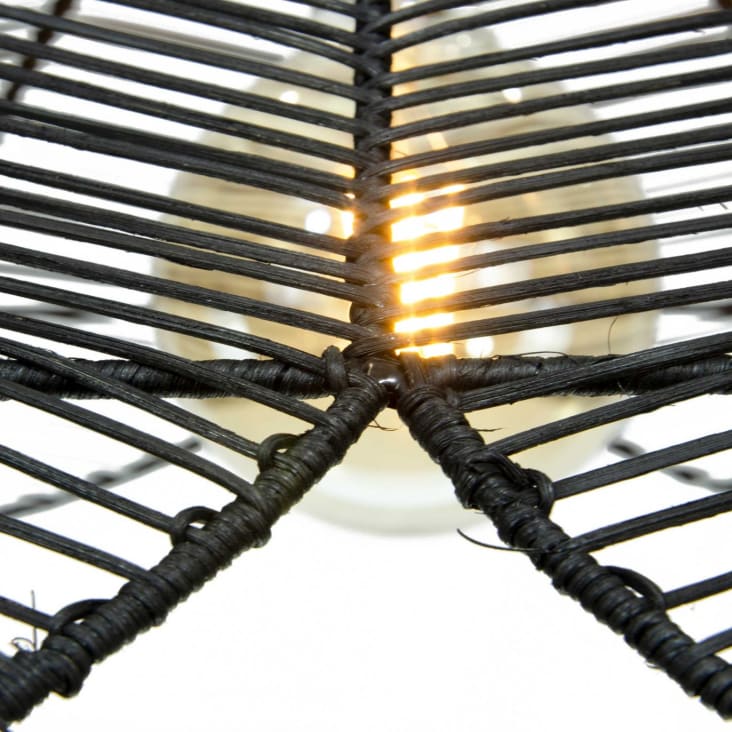 Suspension fleur en métal et rotin tressé noir ANDENE | Maisons du Monde