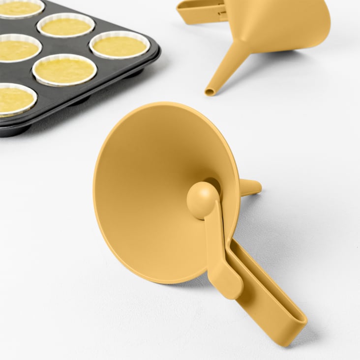 Entonnoir doseur en polypropylène jaune opaque Create | Maisons du Monde