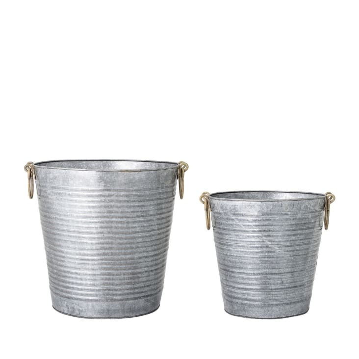 Set aus 2 grauen Metallblumentöpfen H50cm, grau Evar | Maisons du Monde