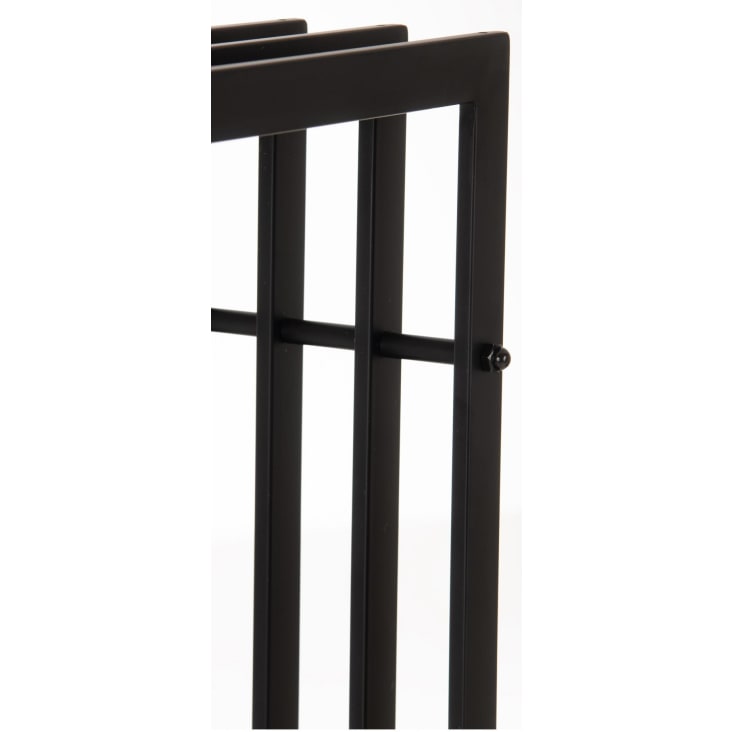 Porte-bûches solide et design en métal Noir-mat IRVING | Maisons du Monde