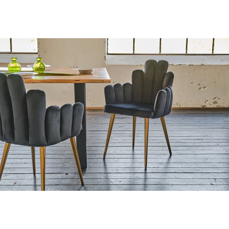 Stuhl aus Samt mit goldenen Füßen, schwarz FREJA | Maisons du Monde
