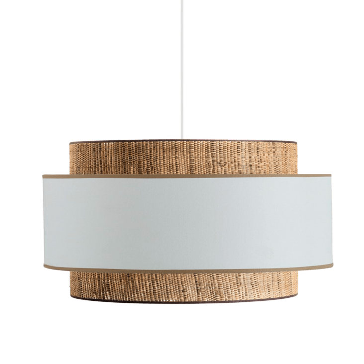 Suspension en coton blanc et raphia banin Ø 55 cm H25cm BALI | Maisons ...