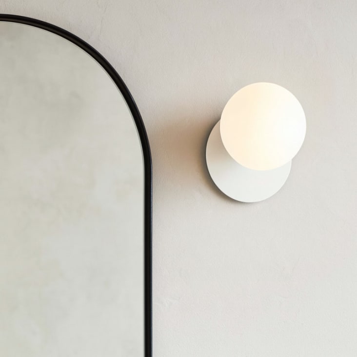 Applique en verre soufflé et métal blanc Ninfea | Maisons du Monde