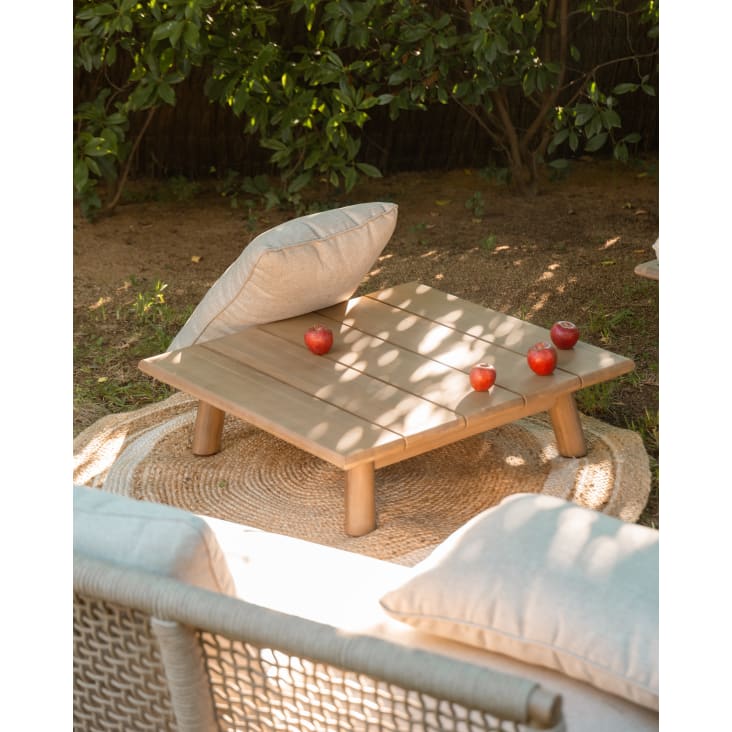 Table basse en bois 87,5x87,5cm Rodas | Maisons du Monde