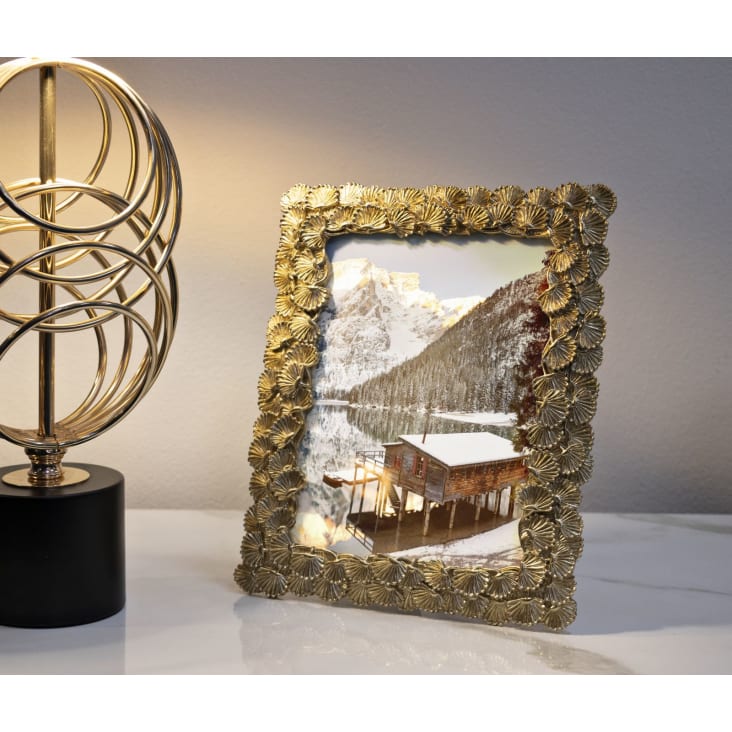 Cornice in resina dorata con foglioline cm 20,2x1,8x25 Tame | Maisons ...