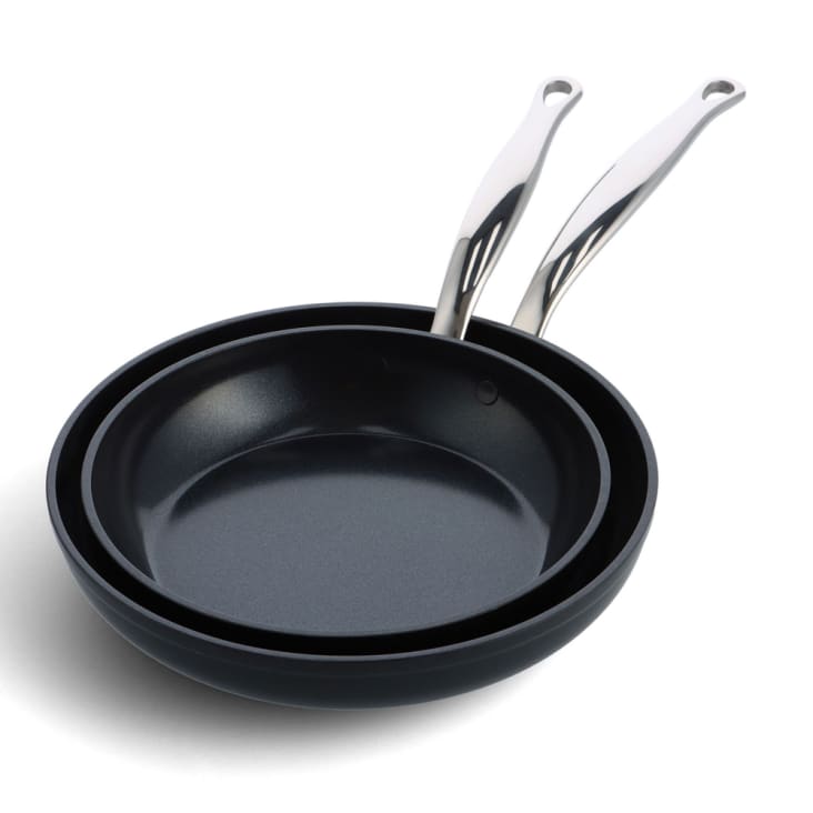 Set de 2 Poêles Barcelona pro 24 et 28 cm + protecteur noir en Bracelona pro | Maisons du Monde
