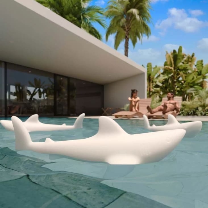 Tiburón de polietileno blanco iluminado Shark | Maisons du Monde