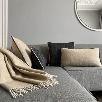 Plaid laine recyclée structure vert sapin 131x170 RECYCLÉE | Maisons du ...