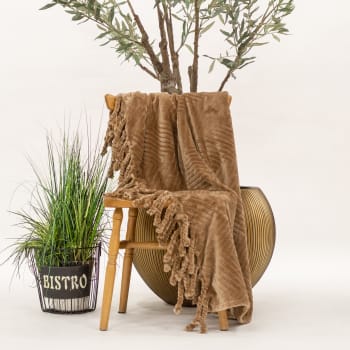 Plaid marron artisanal 125x150 VUE SUR LA MER | Maisons du Monde