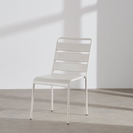 Sedia in acciaio color argilla Belleville | Maisons du Monde