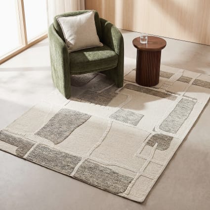 Tapis en laine tuftée et ciselée motifs abstraits écrus et gris ...