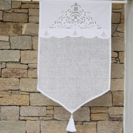 Visillo de lino blanco y bordados 60 X 90 cm Sormiou | Maisons du Monde
