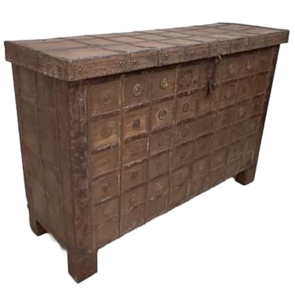 Baúl de madera acabado artesanal marrón 131x46x87h cm | Maisons du Monde