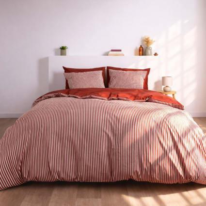 Parure de lit en percale de coton bio rouille 260x240 La fine rayure ...