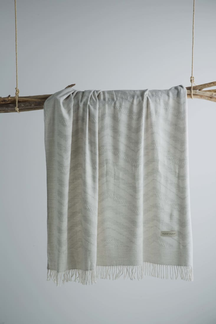 Plaid en coton gris perle 130x170 BERCY | Maisons du Monde