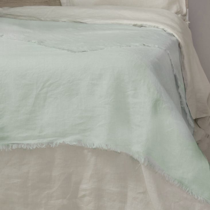 Colcha 180x260 verde almendra Hortense | Maisons du Monde