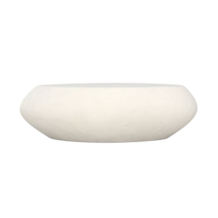 Table basse ovale en béton blanc 105 cm Maui | Maisons du Monde